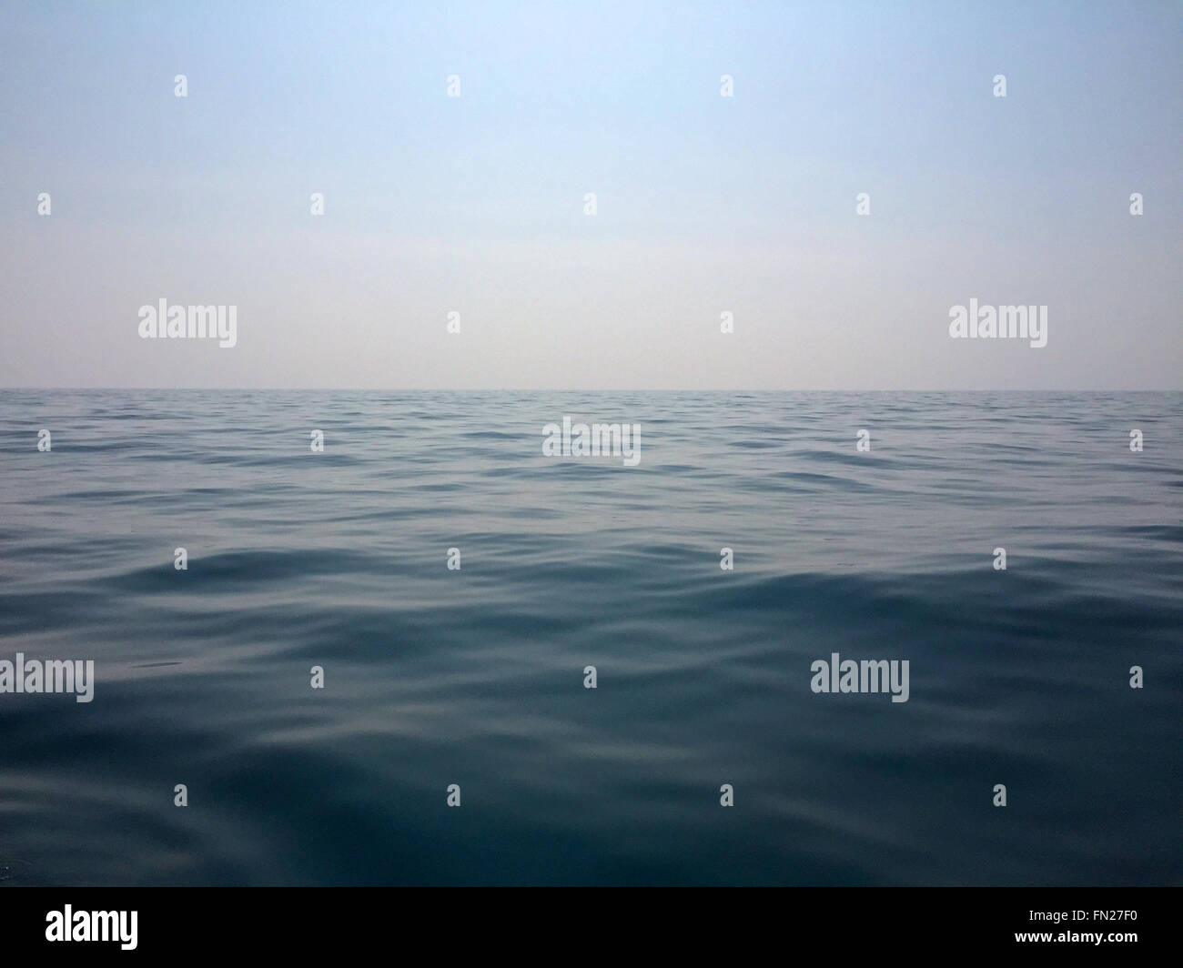 Flat calm ocean hi-res stock photography and images - Alamy