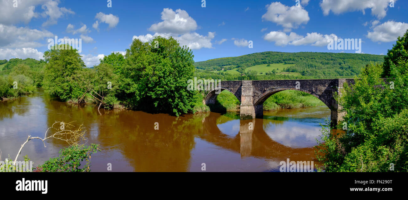 Uskbridge hi-res stock photography and images - Alamy