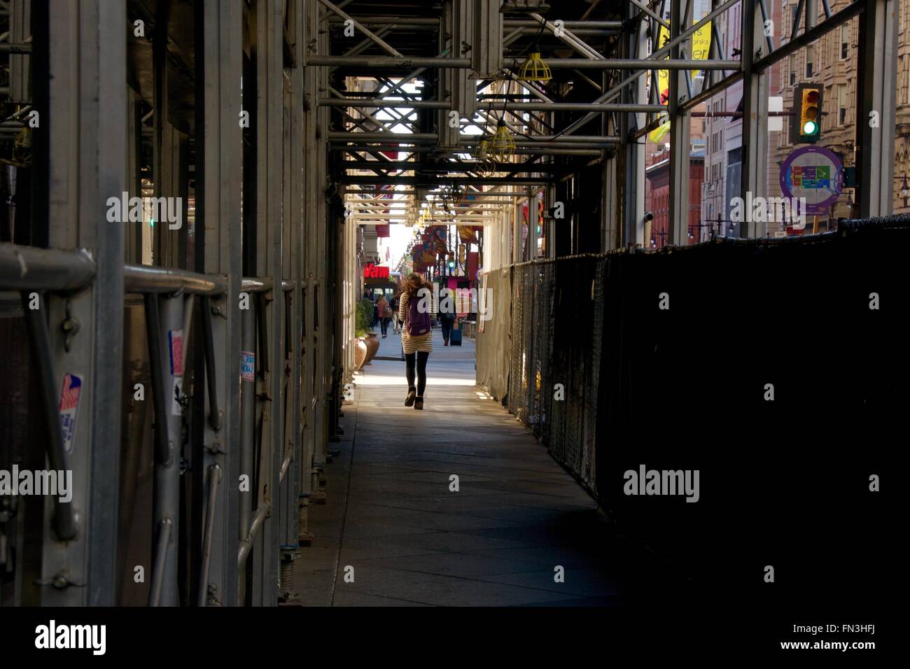 Scaffold scaffolding [construction walkway] hi-res stock photography ...
