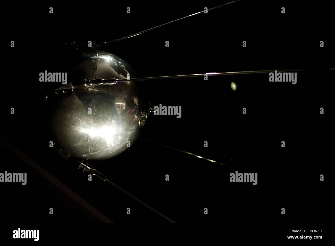 Sputnik 1 hi-res stock photography and images - Alamy