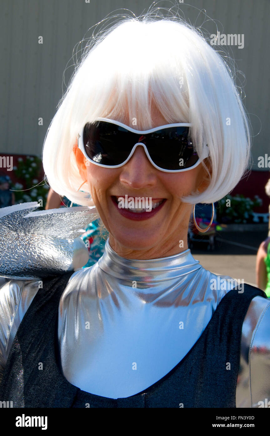 Alien, Alien Daze UFO Festival, McMinnville, Oregon Stock Photo - Alamy