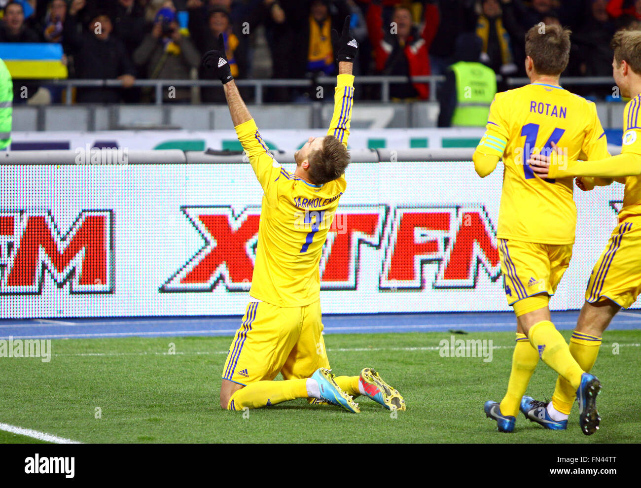 World cup national ukrainian team hi-res stock photography and images ...
