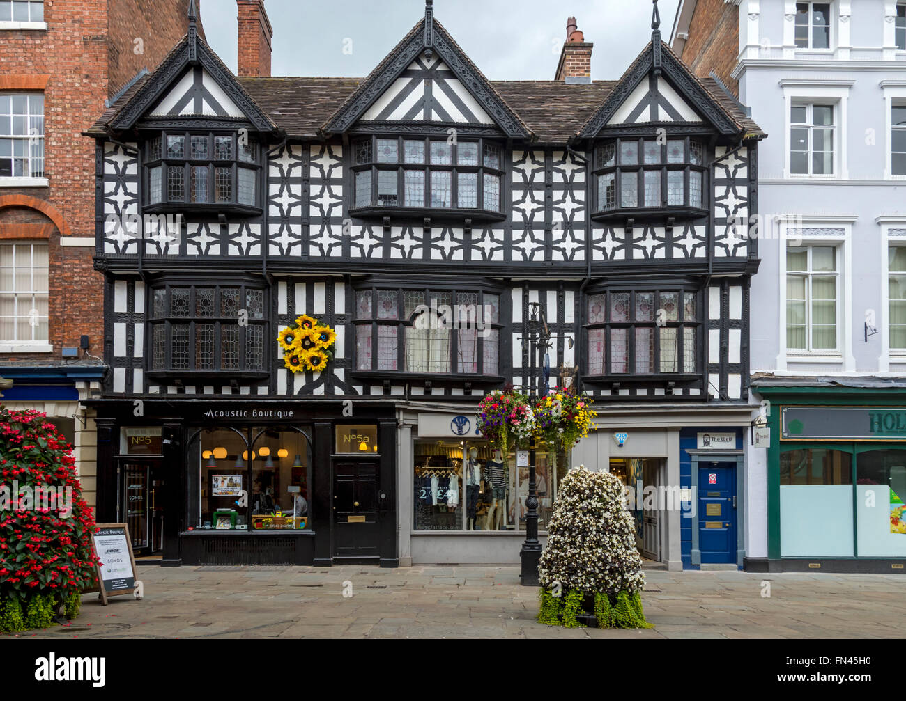 Number 5, The Square, Shrewsbury, Shropshire, England, UK Stock Photo ...