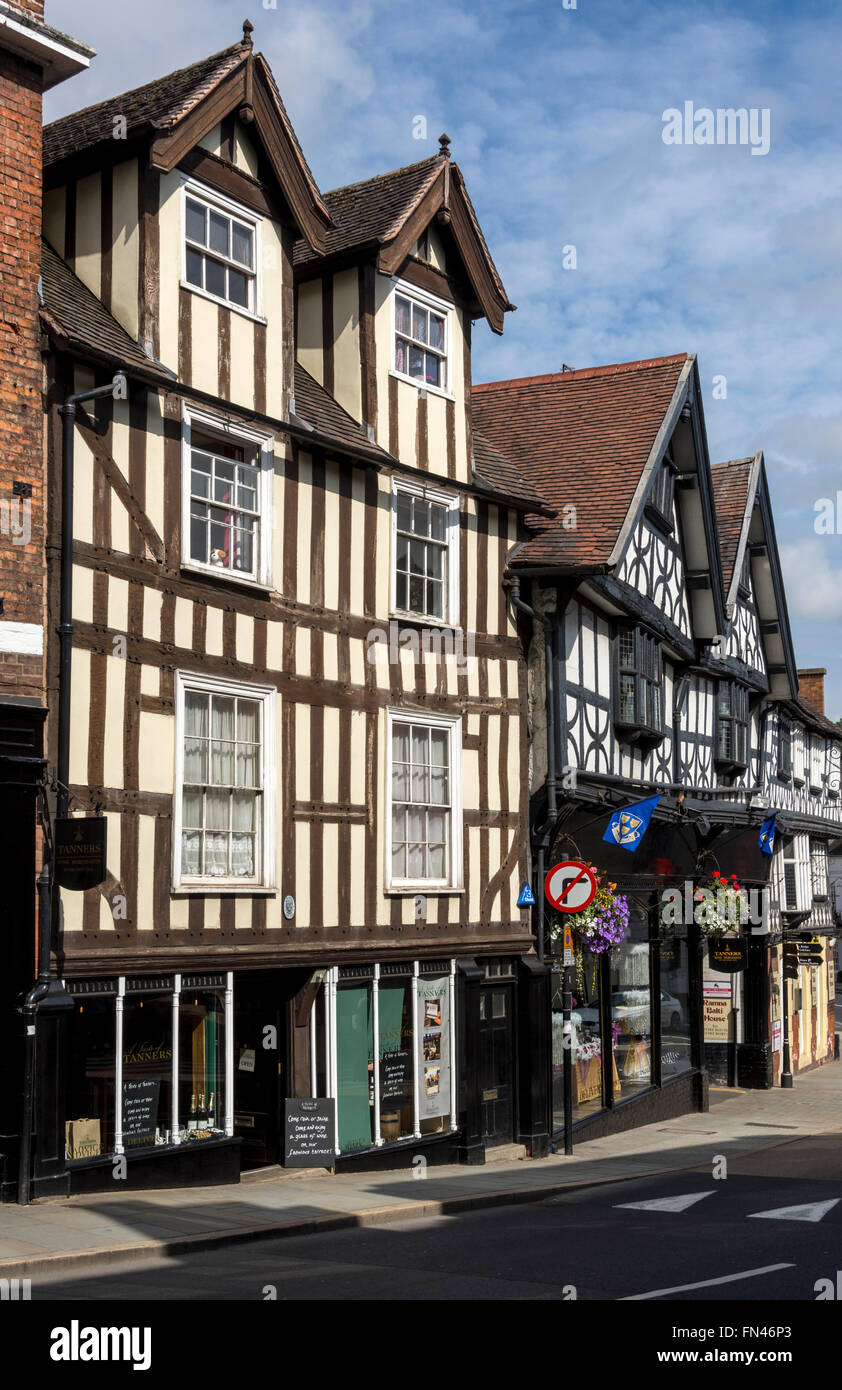 Medieval shrewsbury street hi-res stock photography and images - Alamy