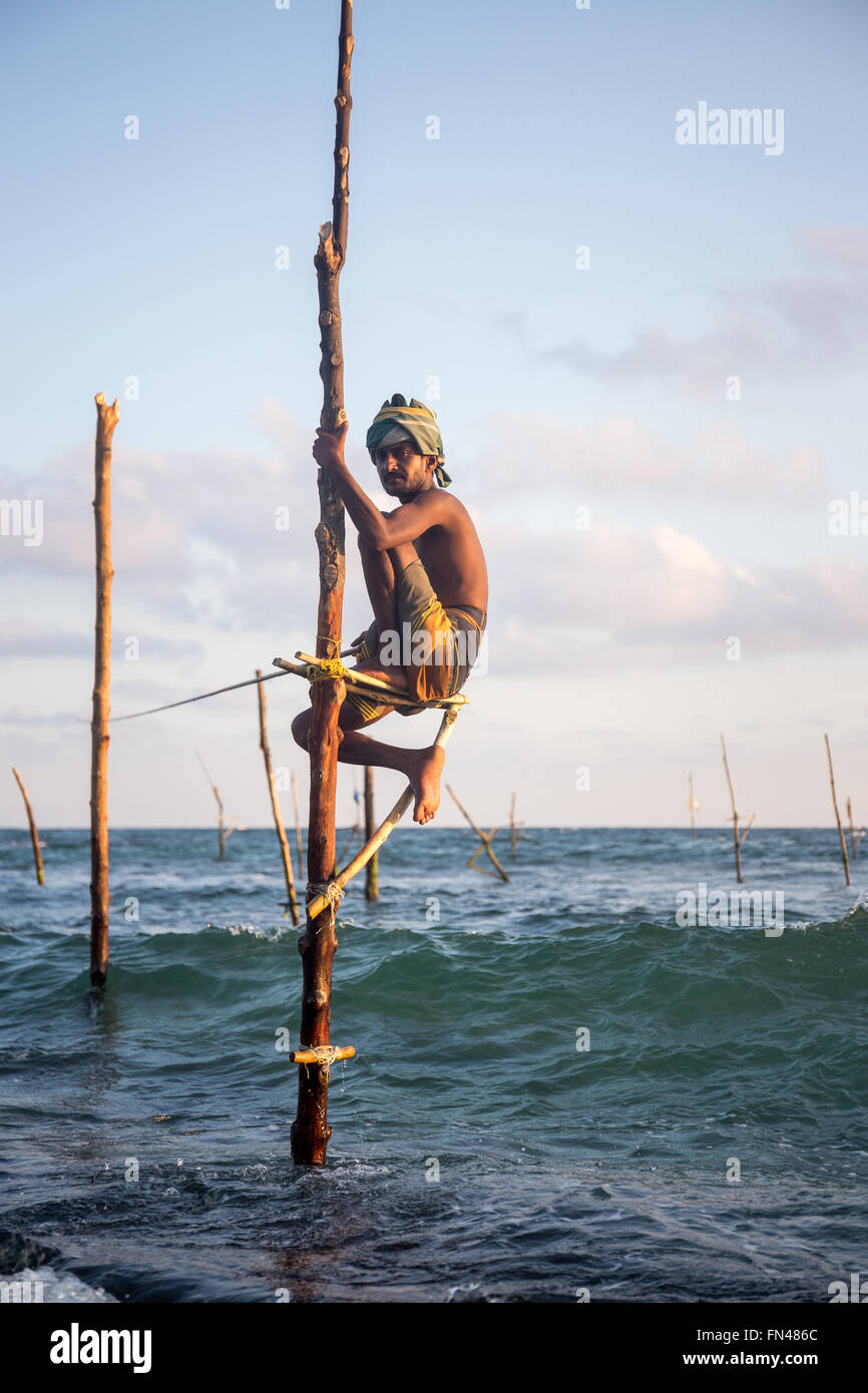 Traditional stilt fisherman at kogalla hi-res stock photography and ...