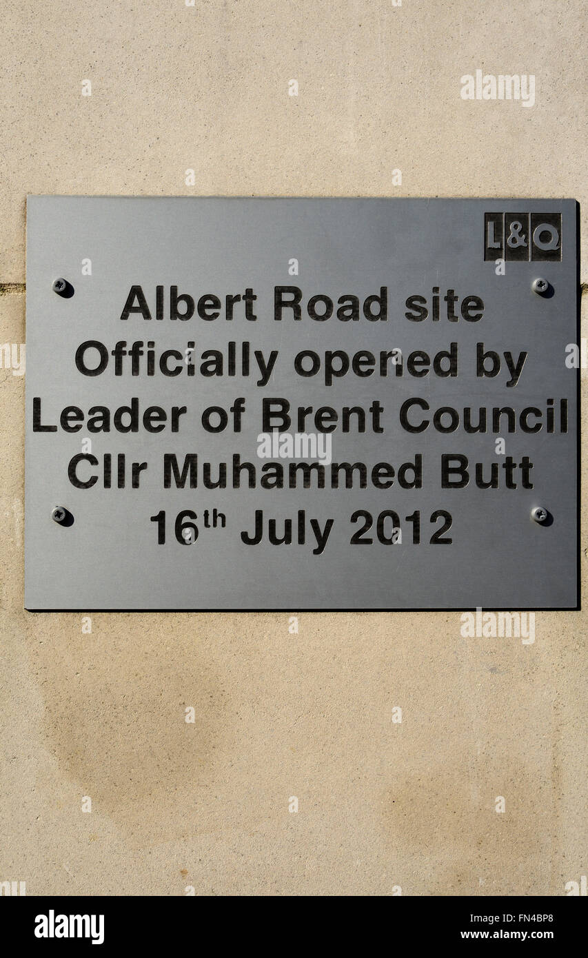 Official plaque hi-res stock photography and images - Alamy