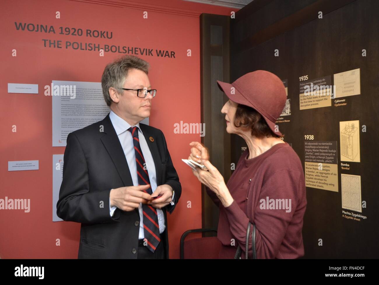 Polish codebreakers 'cracked Enigma before Alan Turing' Diplomats say ...