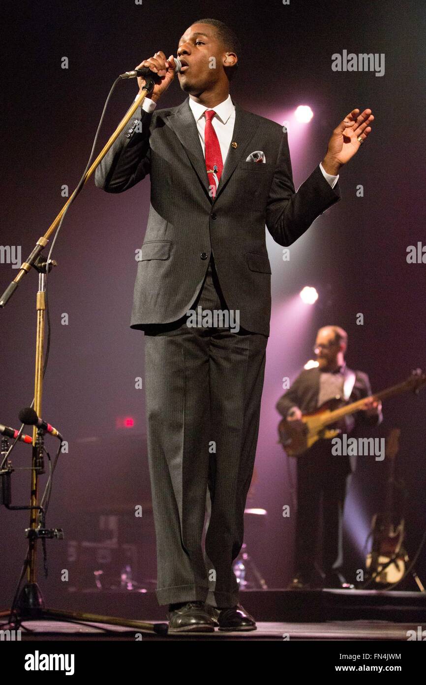 Leon bridges hi-res stock photography and images - Alamy