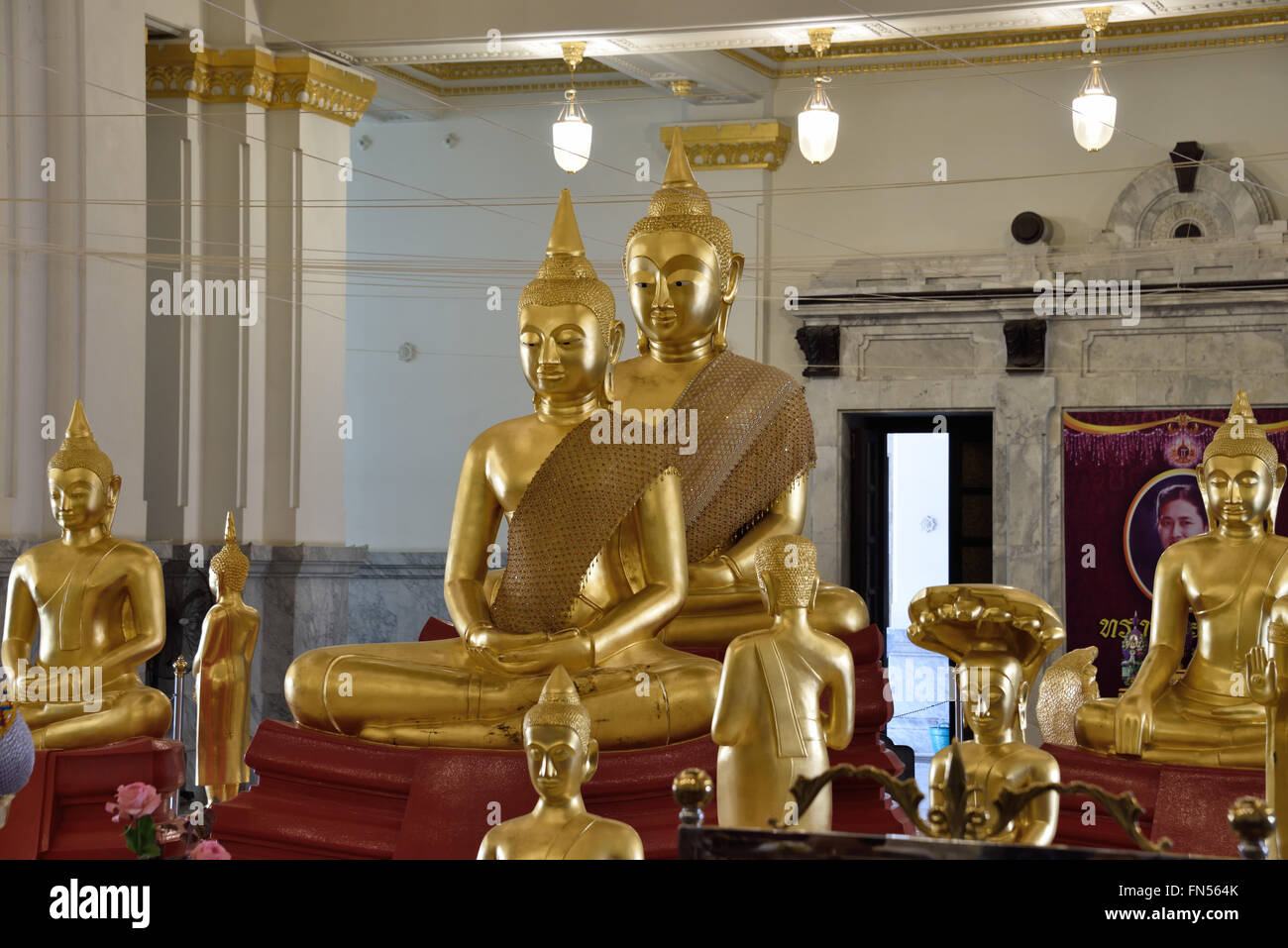 Some of the buddha statues in the main hall of Wat Sothon Wararam ...