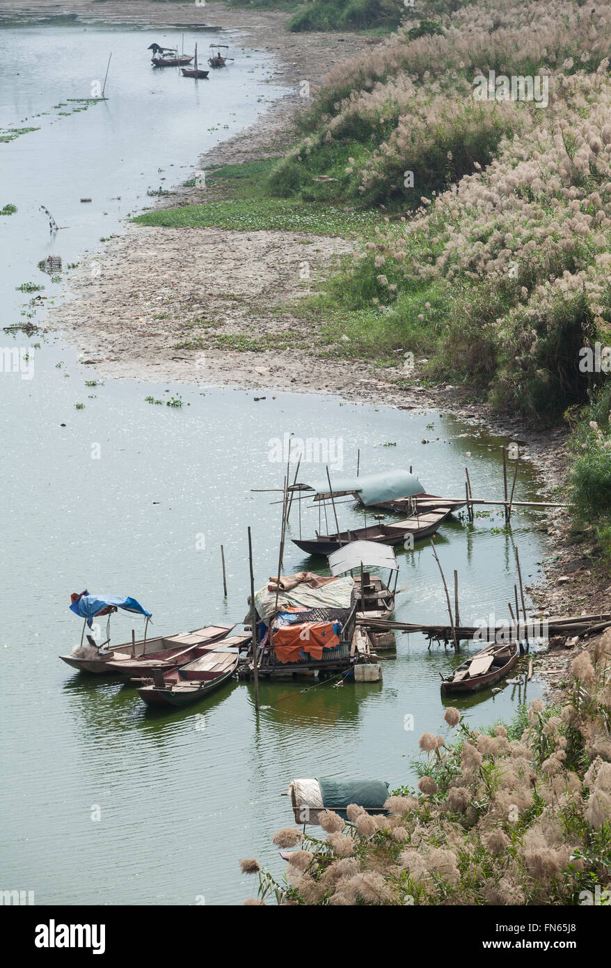 Slumdog hi-res stock photography and images - Alamy