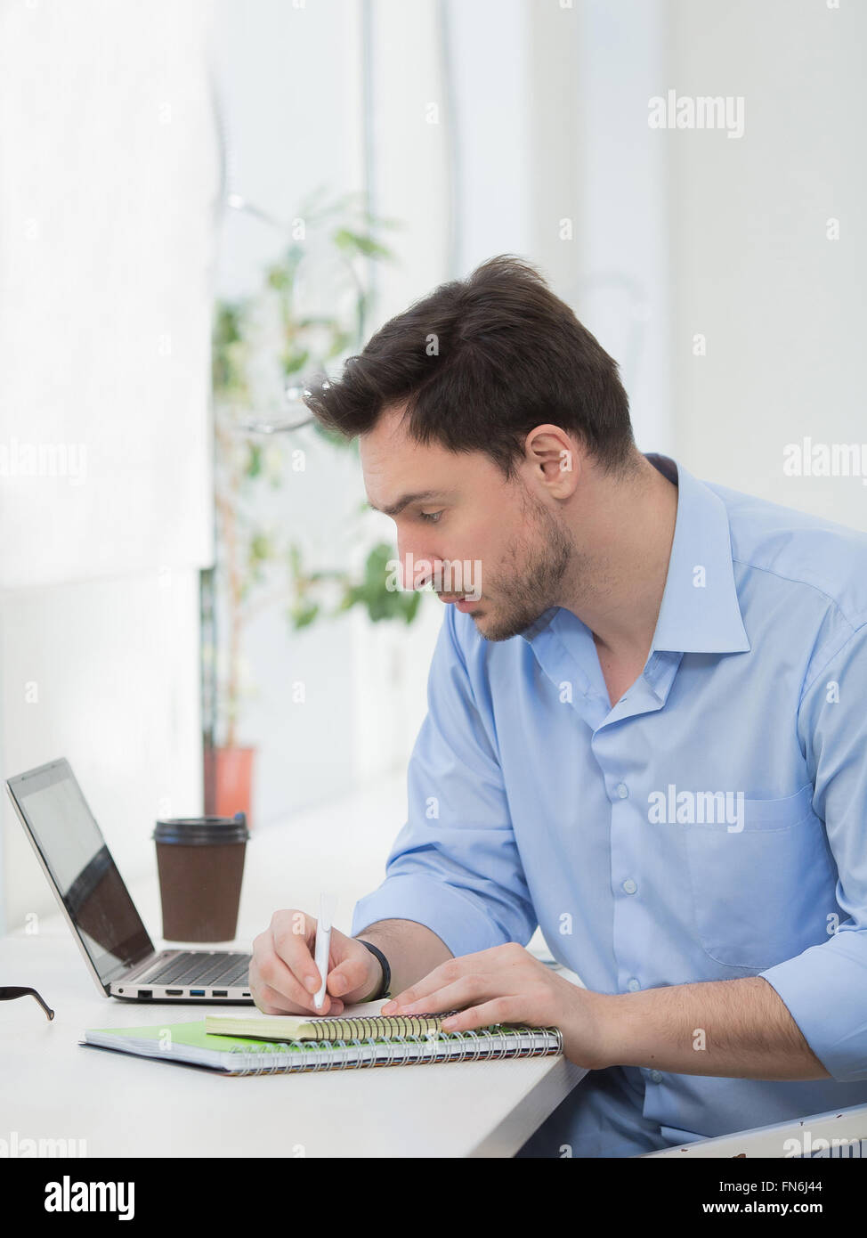 Write computer male hi-res stock photography and images - Alamy