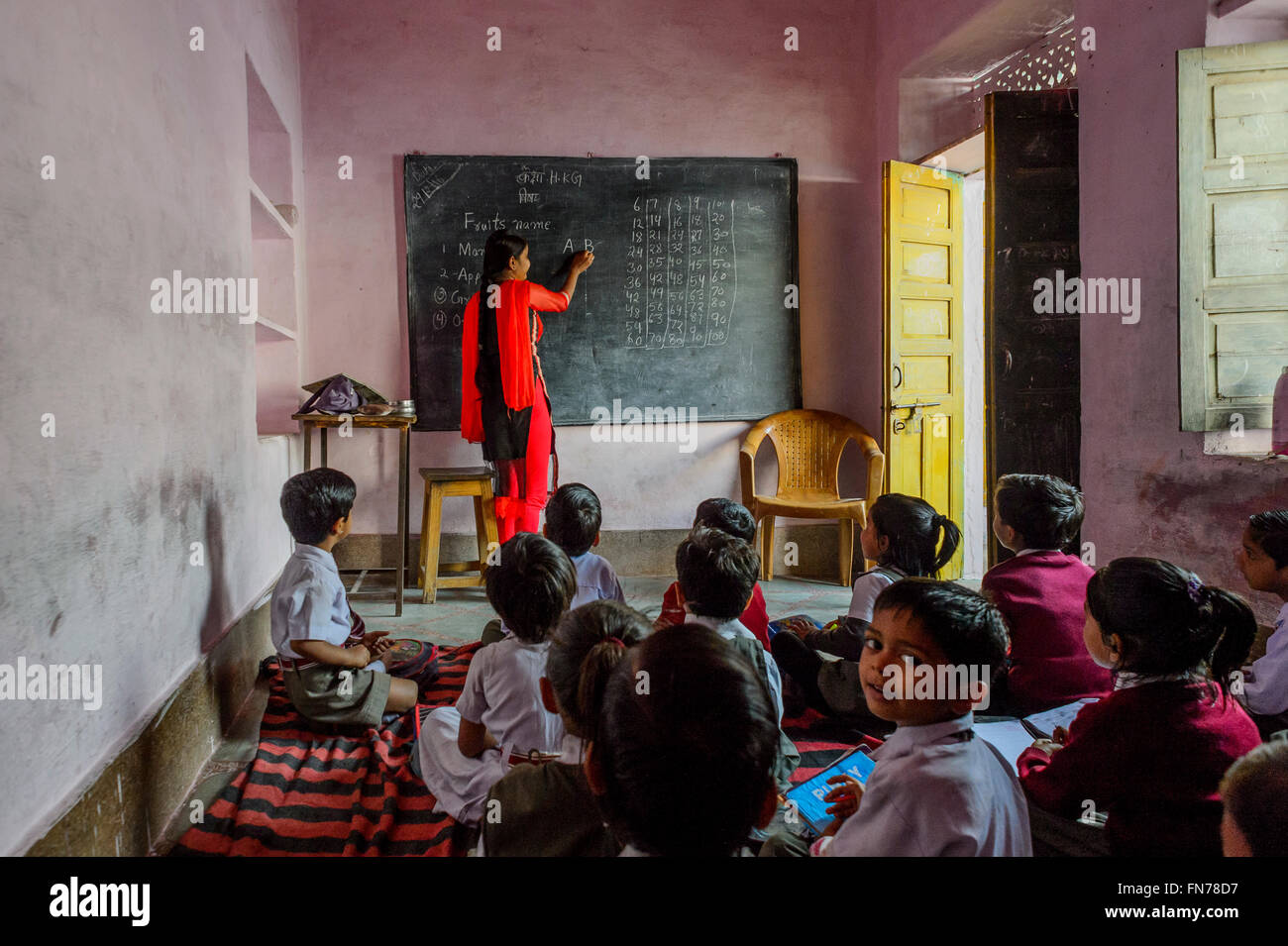 Indian teacher classroom kids student hi-res stock photography and ...