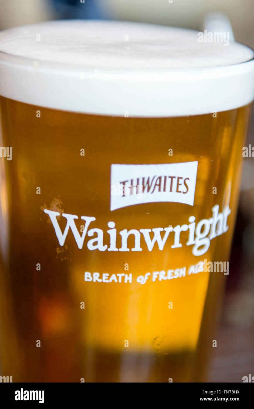 Lake district walkers beer hi-res stock photography and images - Alamy