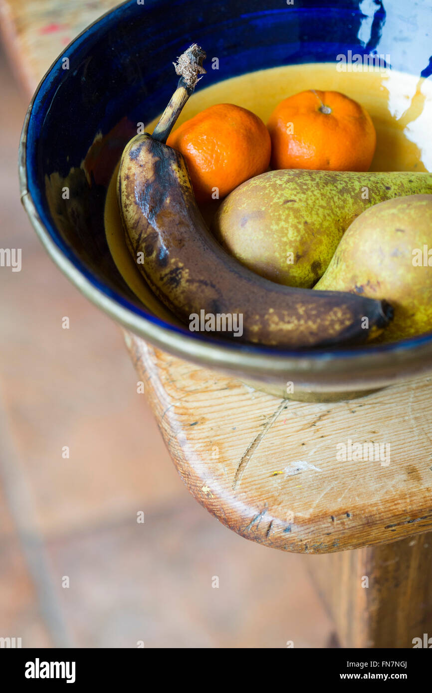Rotting fruit table hi-res stock photography and images - Alamy