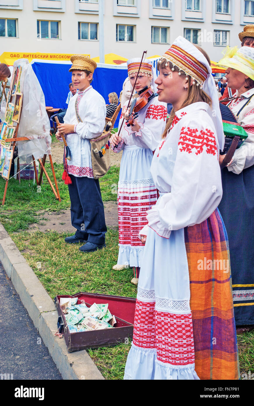 The folklore group dance and sing on street in Vitebsk Stock Photo - Alamy