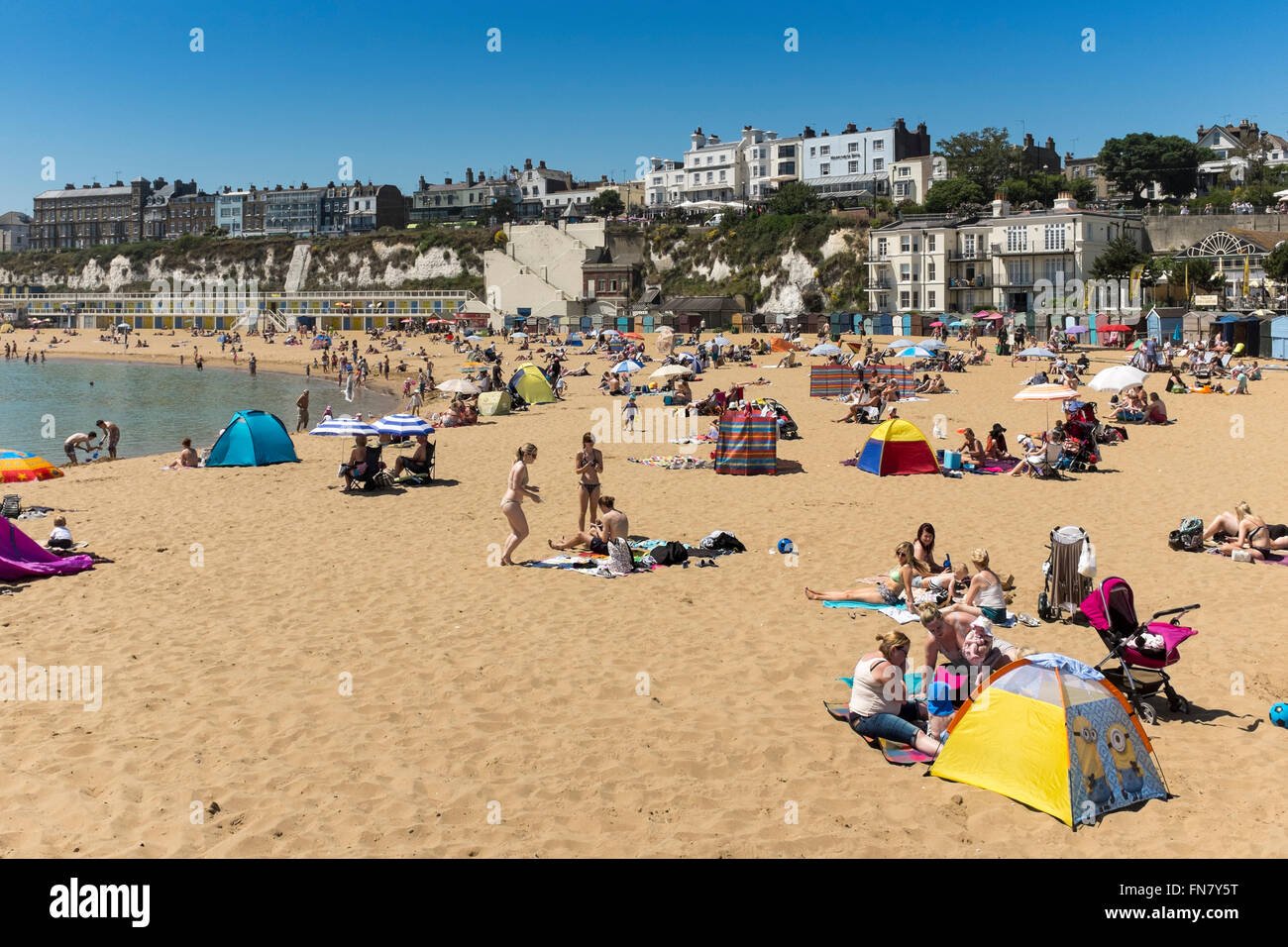 Sunbather uk hi-res stock photography and images - Alamy