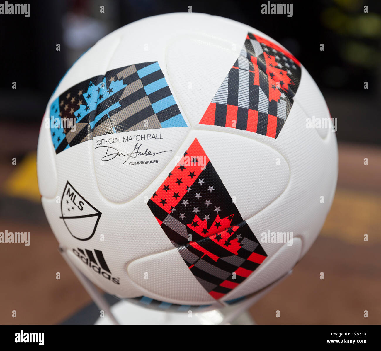 Official mls soccer ball hi-res stock photography and images - Alamy