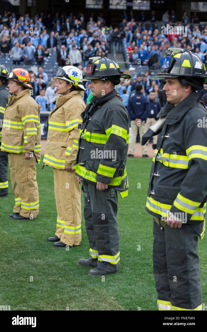 New York, NY USA - March 13, 2016: Firefighters of NYFD in hoonr guard ...