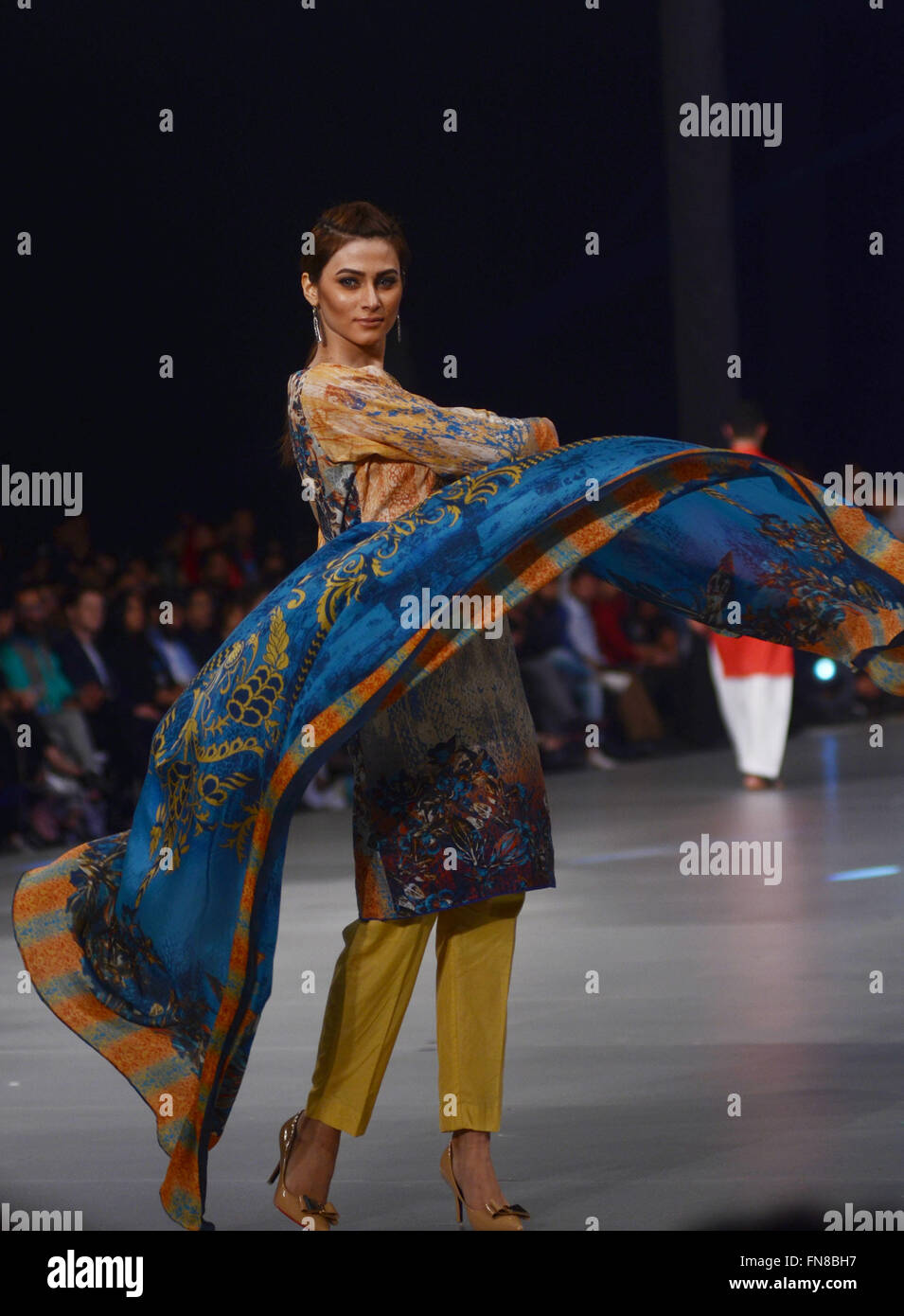 Khaadi hi-res stock photography and images - Alamy
