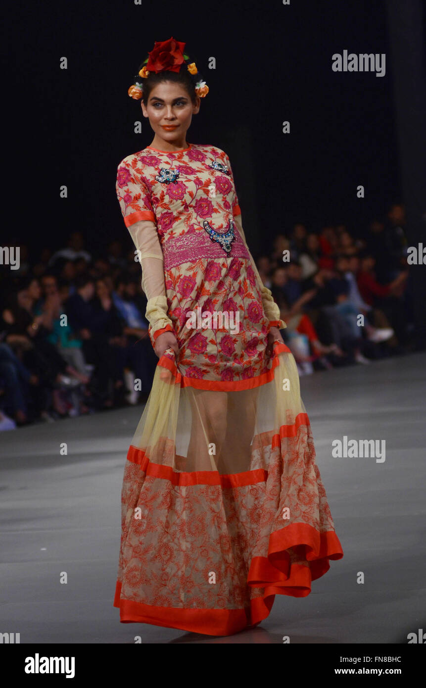 Lahore, Pakistan. 13th Mar, 2016. Pakistani model presents creations of ...
