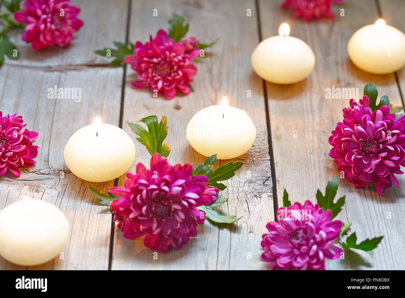 Spa theme with candles and flowers Stock Photo - Alamy