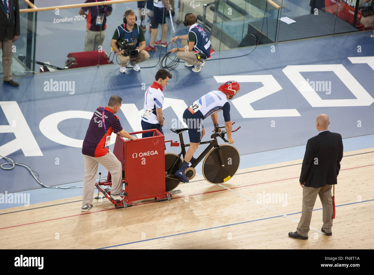 British athlete,Welsh Mark Colbourne wins gold medal and world record ...