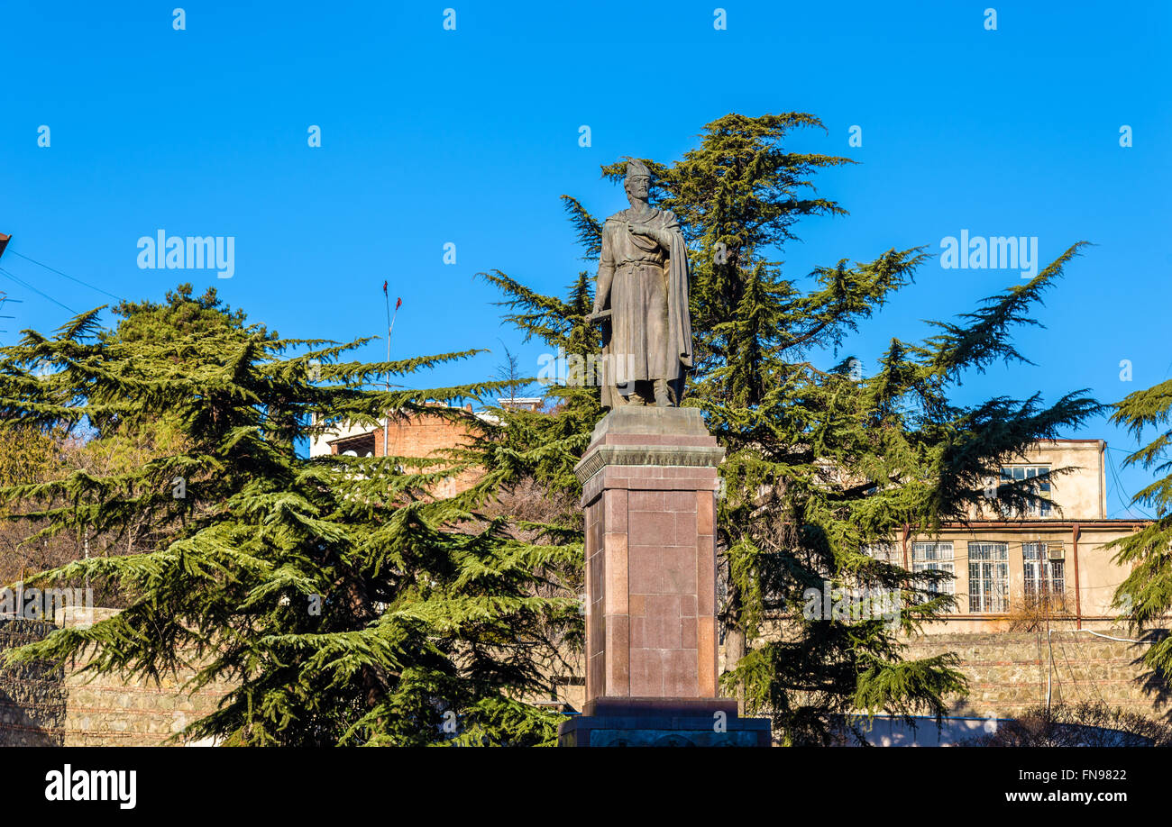 The monument to Shota Rustaveli in Tbilisi Stock Photo - Alamy
