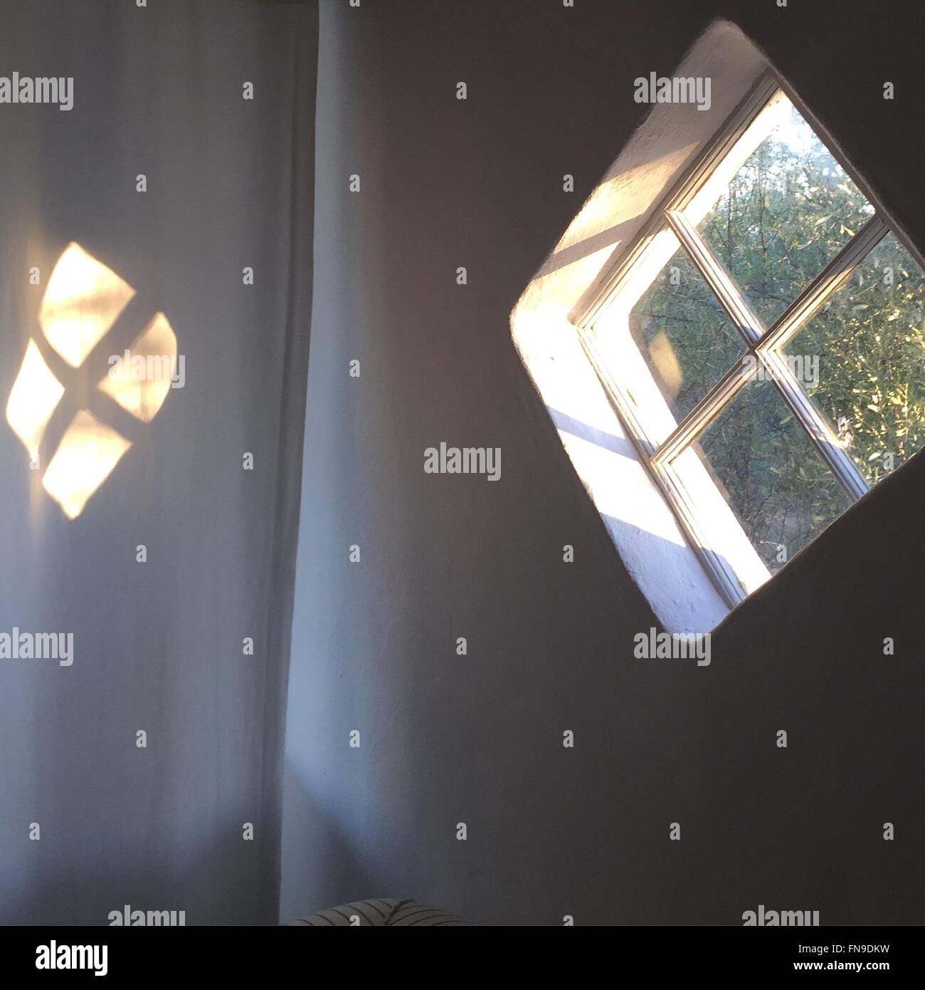 Diamond shape window hi-res stock photography and images - Alamy