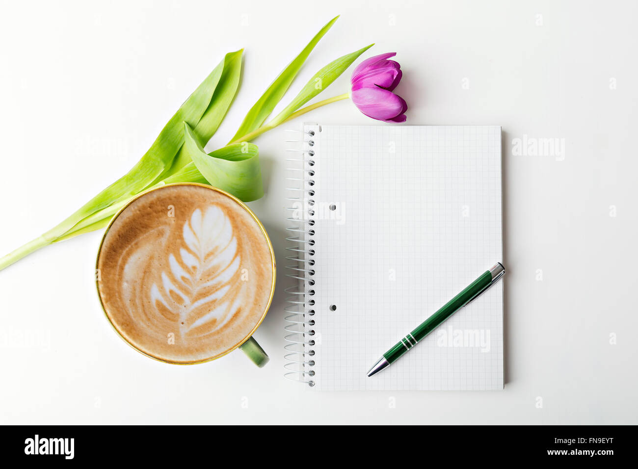 Coffee with notebook and pen hi-res stock photography and images - Alamy