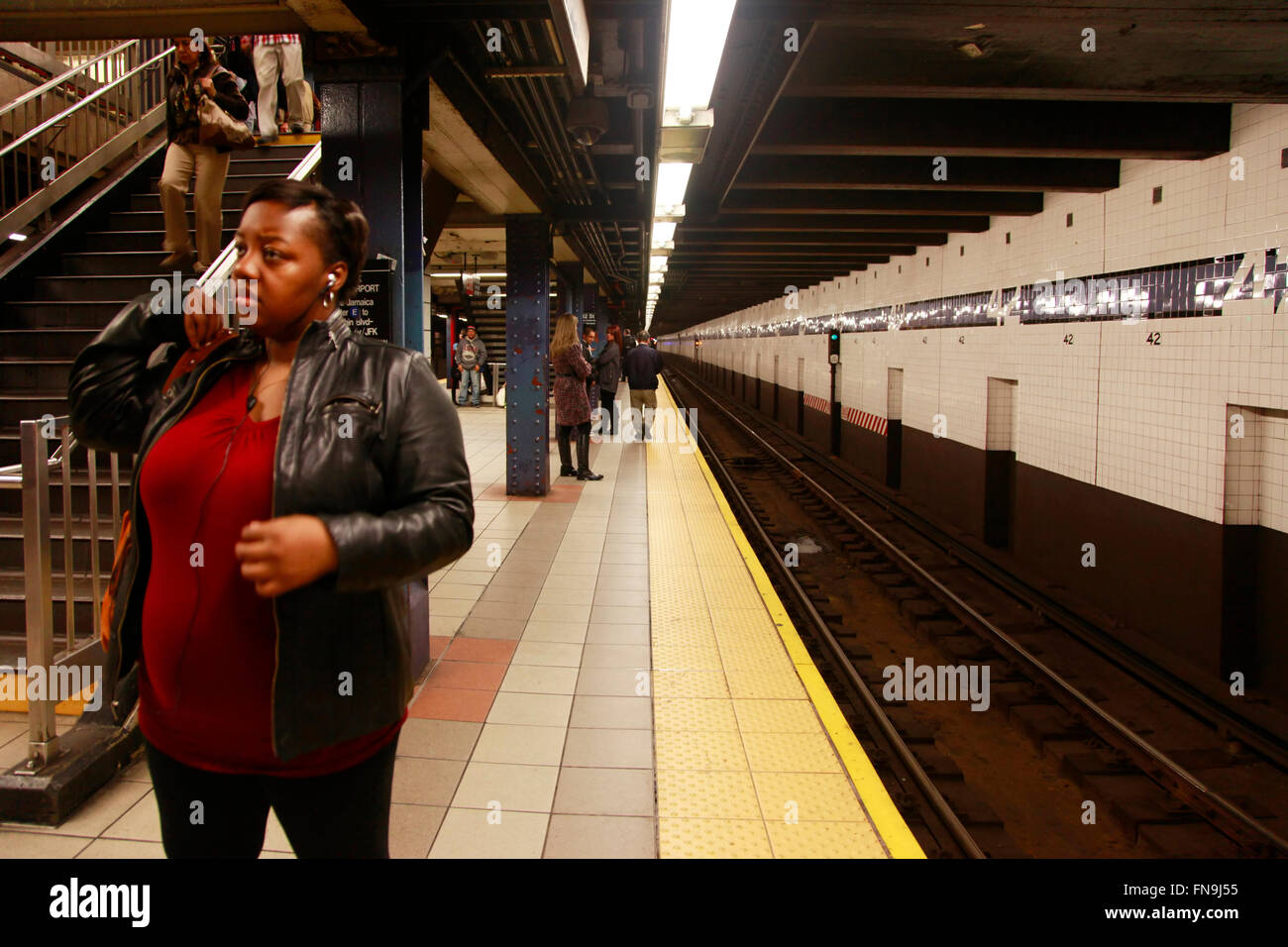 Times square subway station hi-res stock photography and images - Alamy