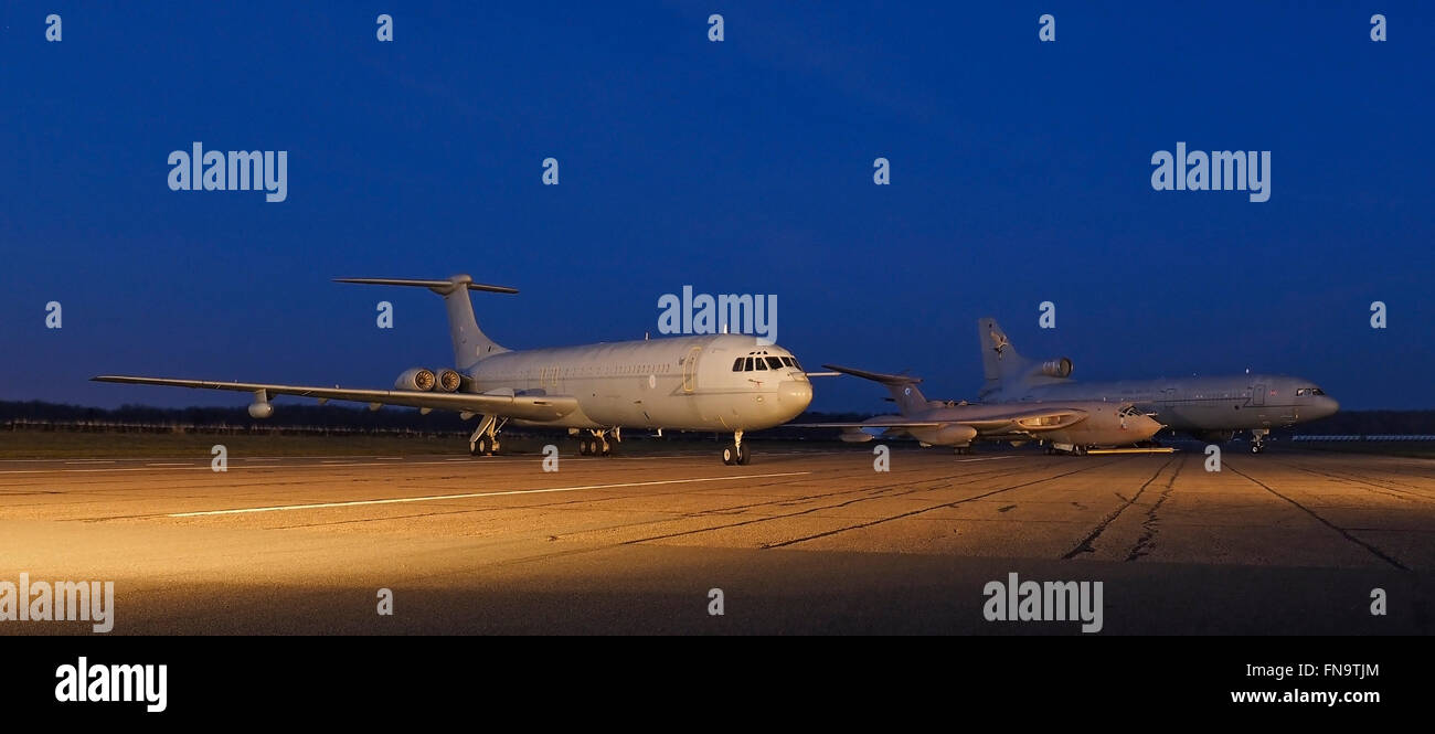 RAF Tankers VC-10 ZD241 - Victor XI715 - and TriStar together for the ...