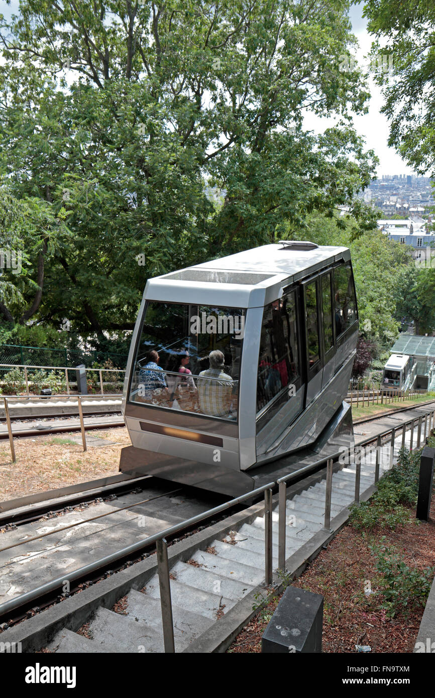 Funicular paris hi-res stock photography and images - Alamy