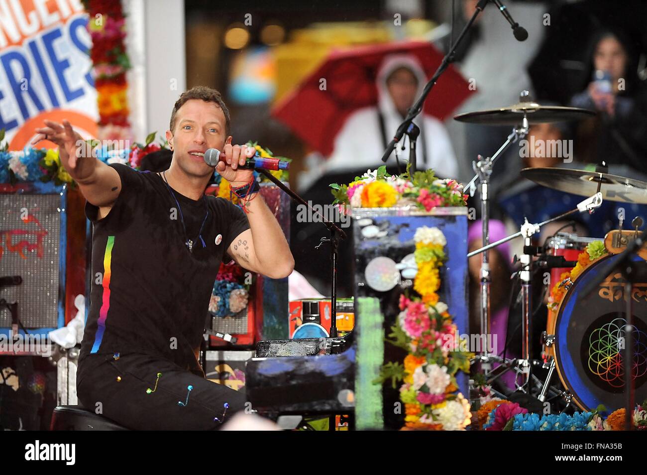 New York, NY, USA. 14th Mar, 2016. Chris Martin, Coldplay on stage for ...