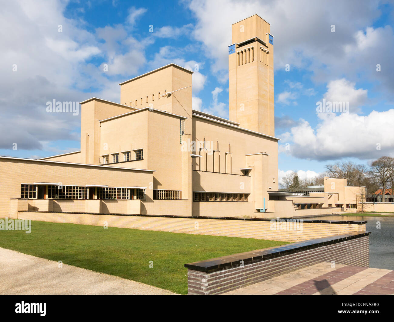Dudok hilversum town hall hi-res stock photography and images - Alamy