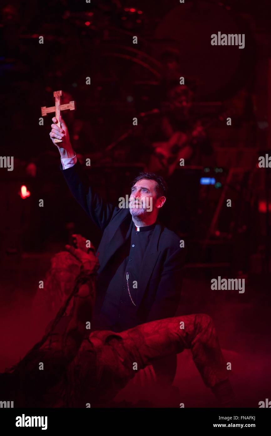 Jeff Waynes Musical Version Of The War Of The Worldss Photo Call ...