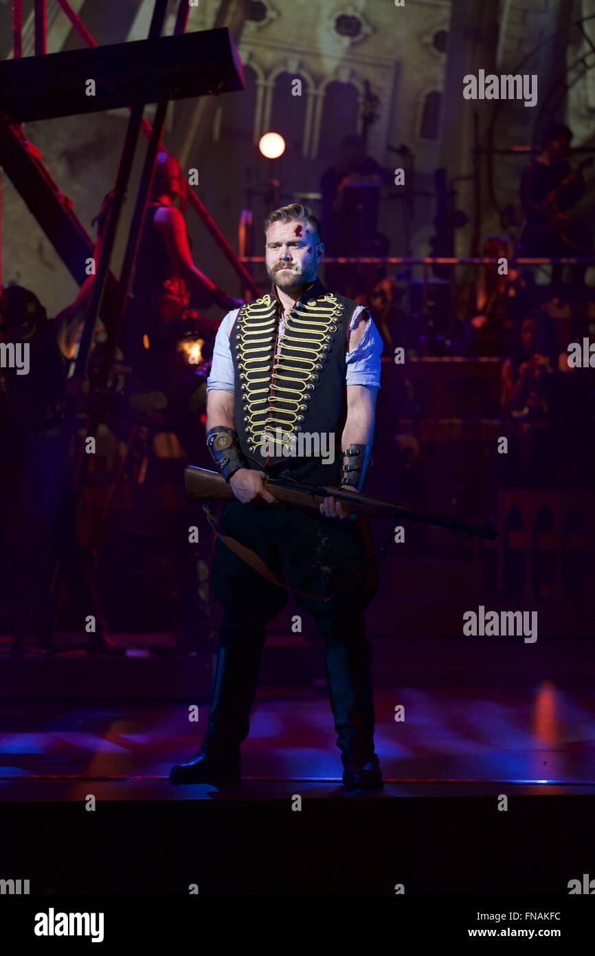 Jeff Waynes Musical Version Of The War Of The Worldss Photo Call ...
