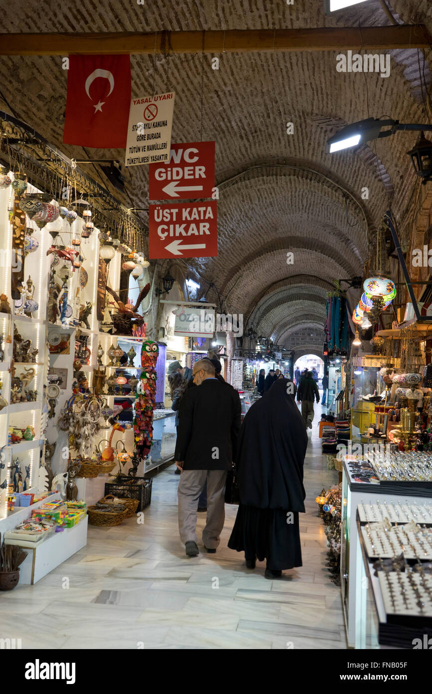 Izmir bazaar hi-res stock photography and images - Alamy