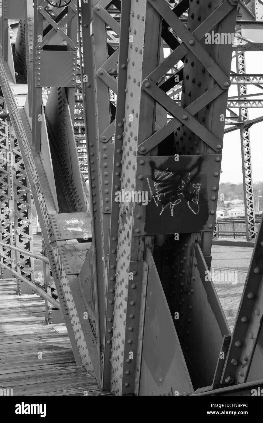 Blue iron bridge architecture hi-res stock photography and images - Alamy