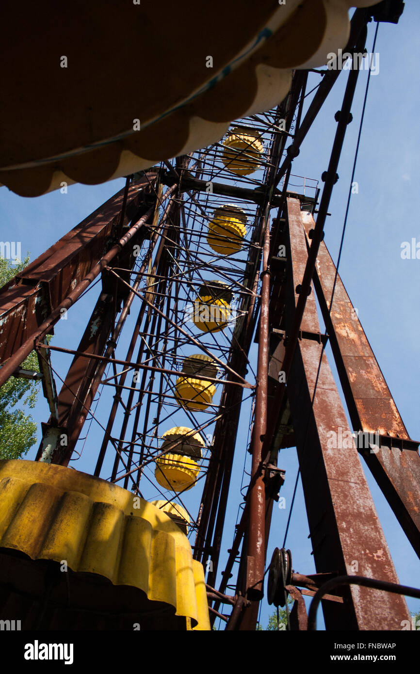 Ferris wheel in Chernobyl Stock Photo - Alamy