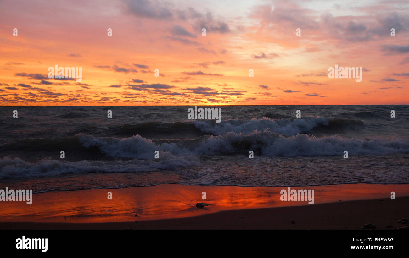 Milwaukee sunrise hi-res stock photography and images - Alamy