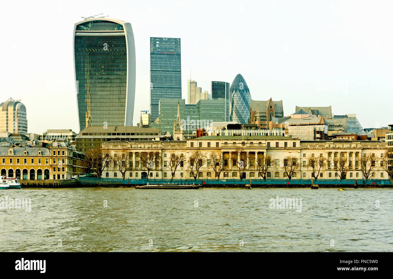 Views across river thames hi-res stock photography and images - Alamy