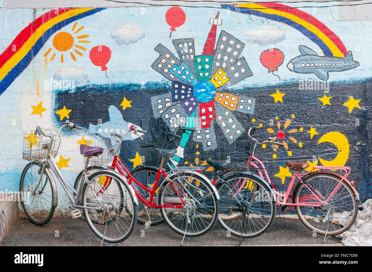 Tokyo mural hi-res stock photography and images - Alamy