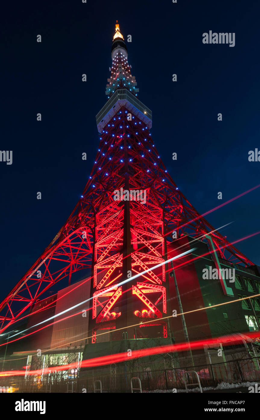 Tokyo Tower, at twilight, Shiba-koen, Minato, Tokyo, Japan Stock Photo - Alamy