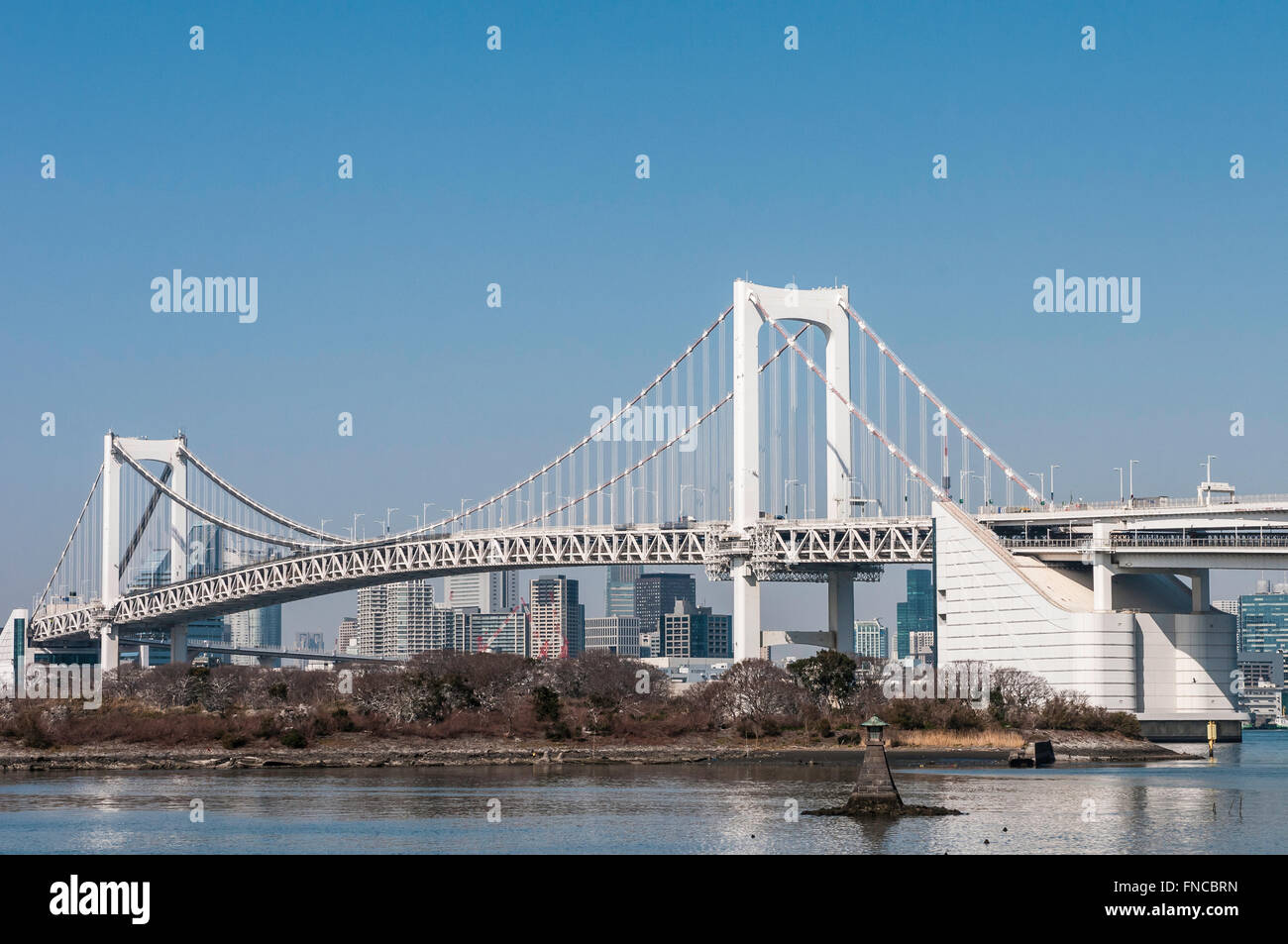 Rainbow Bridge, Odaiba, Tokyo, Japan Stock Photo - Alamy