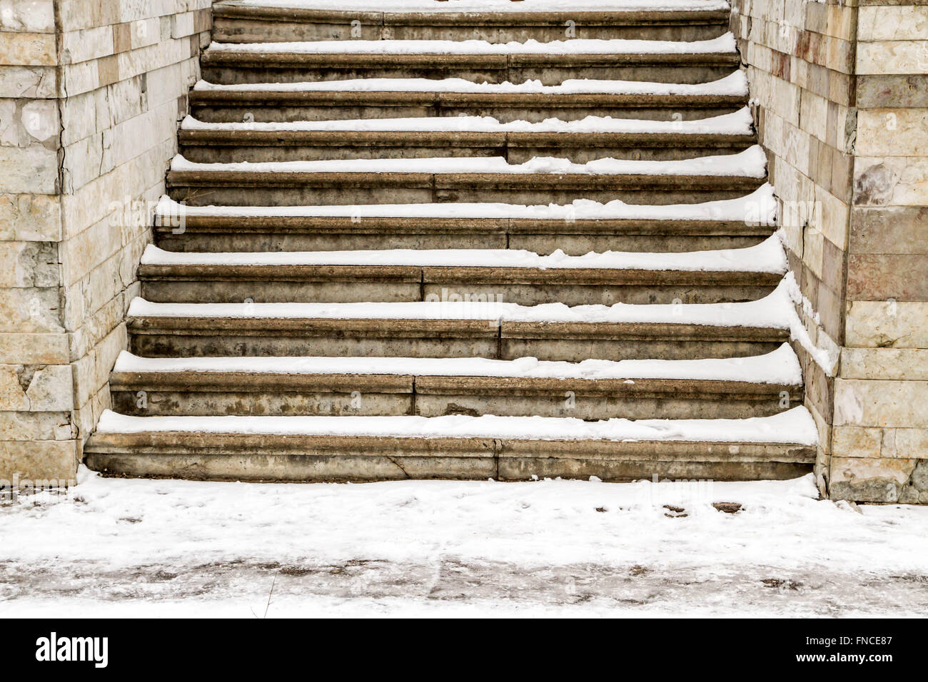 Snow stage hi-res stock photography and images - Alamy