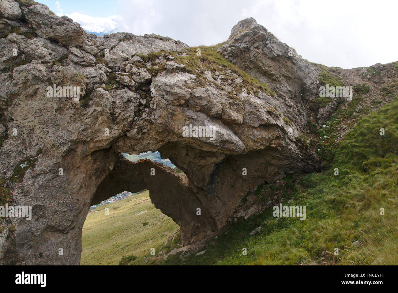 Rock dolomite hi-res stock photography and images - Alamy