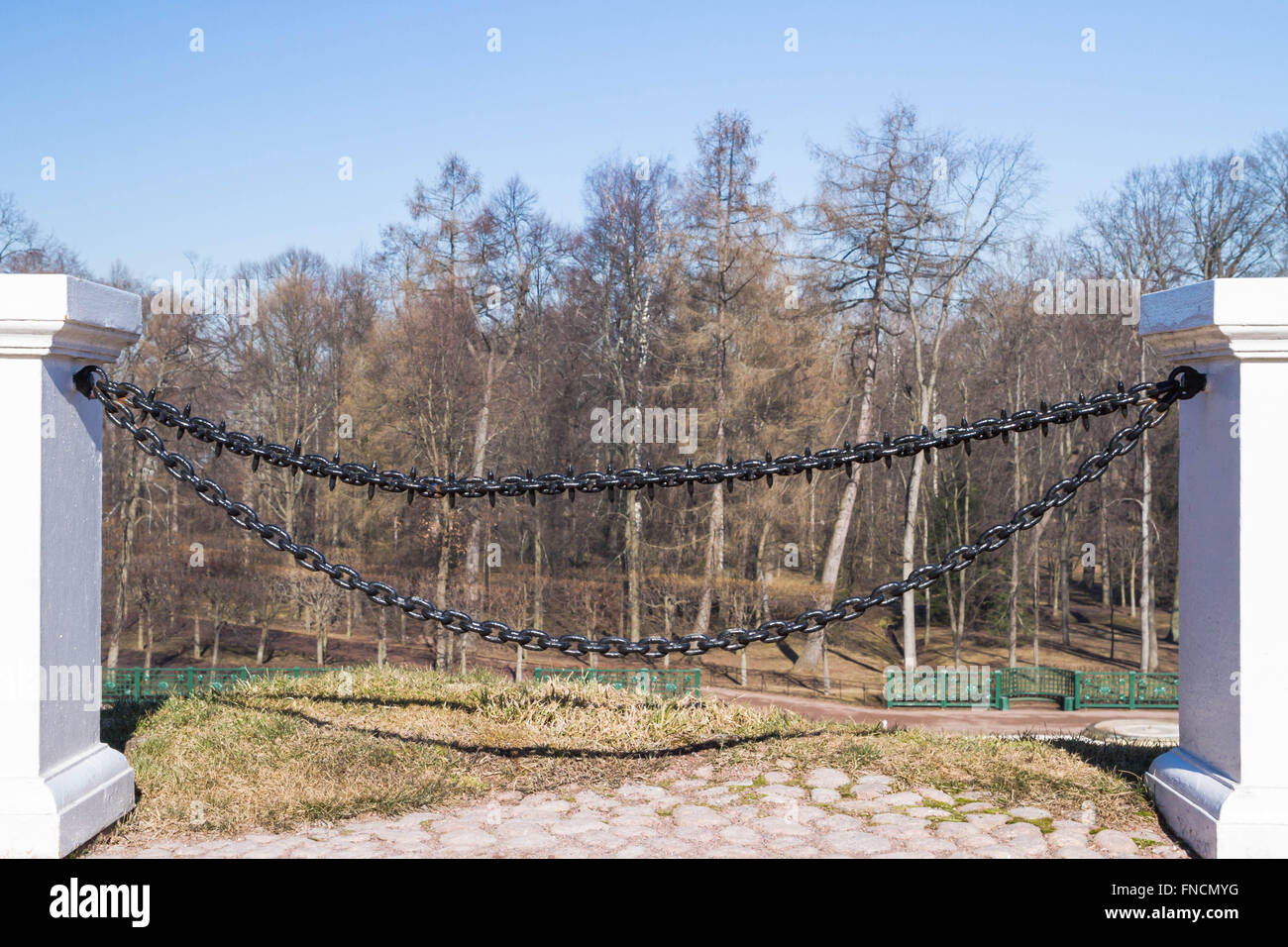 Chain details hi-res stock photography and images - Alamy