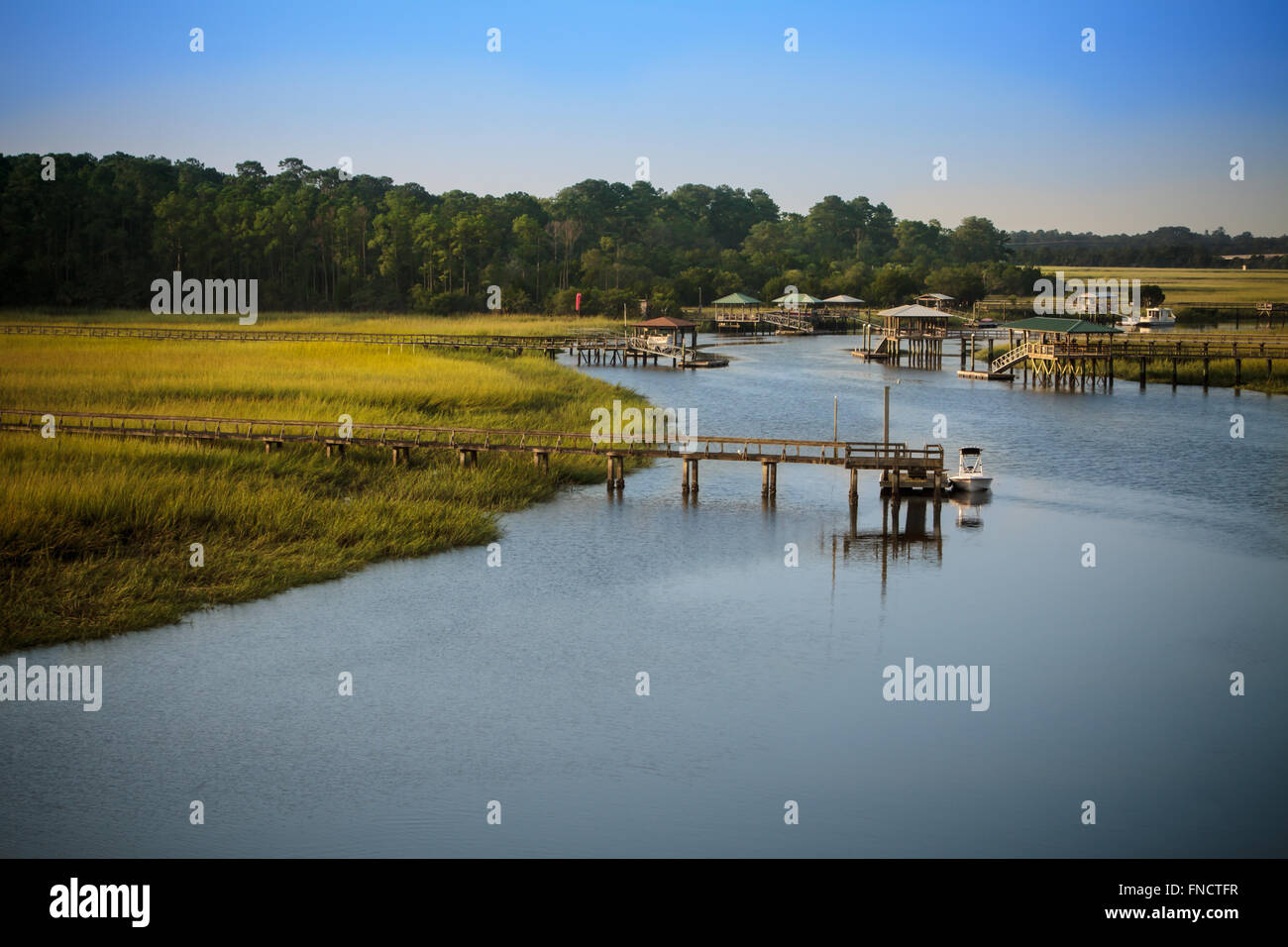 Lowcountry marsh hi-res stock photography and images - Alamy