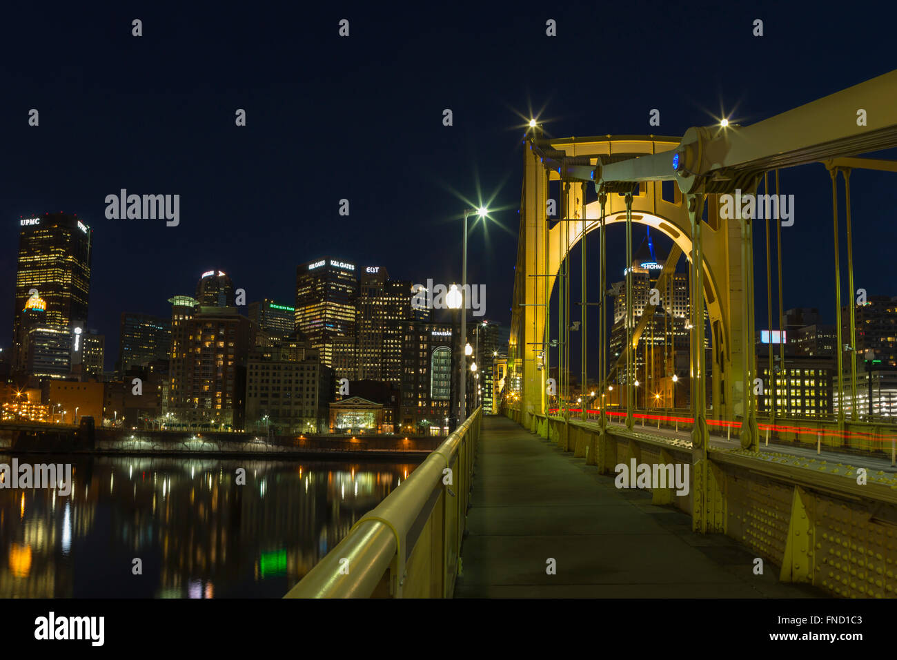 ROBERTO CLEMENTE BRIDGE DOWNTOWN SKYLINE ALLEGHENY RIVER PITTSBURGH ...