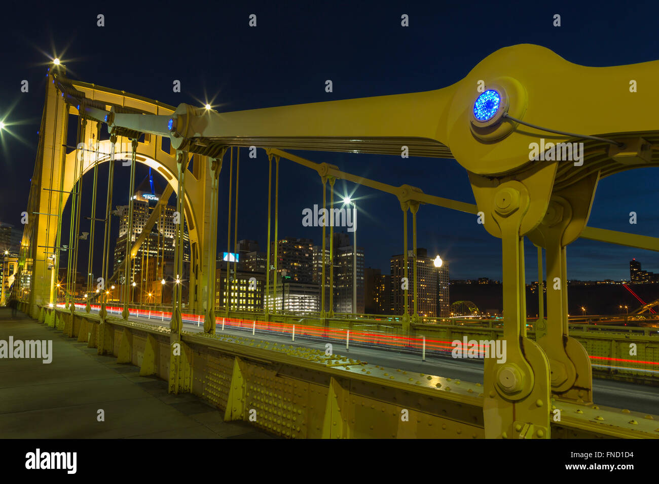 ROBERTO CLEMENTE BRIDGE DOWNTOWN SKYLINE ALLEGHENY RIVER PITTSBURGH ...